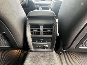 Grey BMW 330 2019 in Vilnius, with an engine capacity of 2.00 L and mileage of 152 thousand km for 24900 €, photo 13 on AUTOMOTO.COM.LV