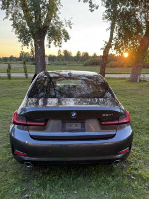 Grey BMW 330 2019 in Siauliai, with an engine capacity of 2.00 L and mileage of 117 thousand km for 9500 €, photo 4 on AUTOMOTO.COM.LV