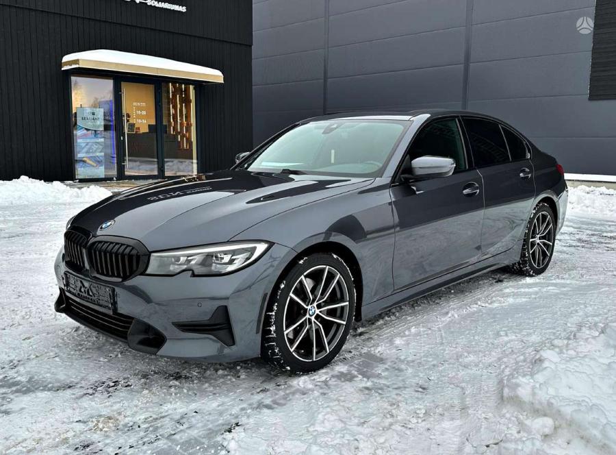 Grey BMW 330 2020 in Siauliai, with an engine capacity of 2.00 L and mileage of 179 thousand km for 18500 €, photo 1 on AUTOMOTO.COM.LV
