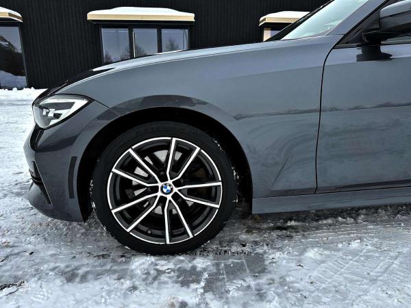 Pelēks BMW 330 2020 Šauļi, ar dzinēja tilpumu 2.00 L un nobraukumu 179 tūkst. km par 18500 €, foto 9 vietnē AUTOMOTO.COM.LV