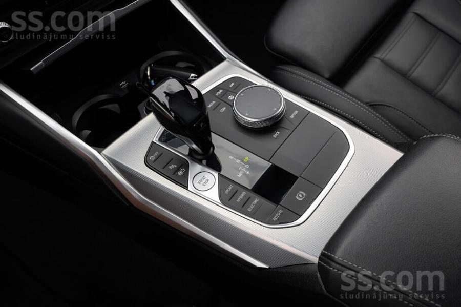 Pelēks BMW 330 2020 Jelgava, ar dzinēja tilpumu 2.00 L un nobraukumu 153 tūkst. km par 26500 €, foto 16 vietnē AUTOMOTO.COM.LV