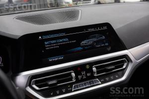 Pelēks BMW 330 2020 Jelgava, ar dzinēja tilpumu 2.00 L un nobraukumu 153 tūkst. km par 26500 €, foto 30 vietnē AUTOMOTO.COM.LV
