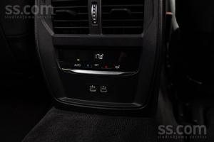 Pelēks BMW 330 2020 Jelgava, ar dzinēja tilpumu 2.00 L un nobraukumu 153 tūkst. km par 26500 €, foto 31 vietnē AUTOMOTO.COM.LV