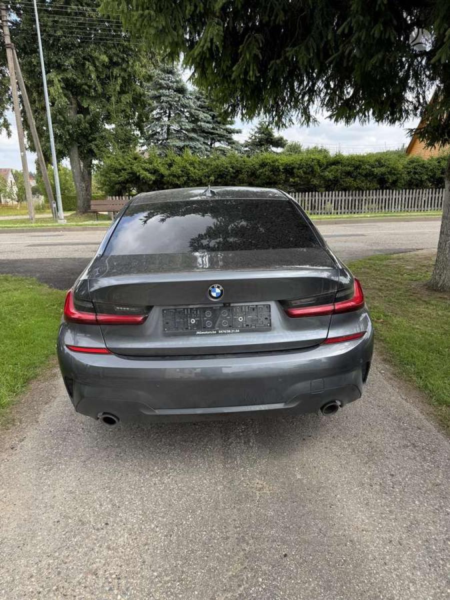 Grey BMW 330 2020 in Kazlu Ruda, with an engine capacity of 2.00 L and mileage of 117 thousand km for 11100 €, photo 3 on AUTOMOTO.COM.LV