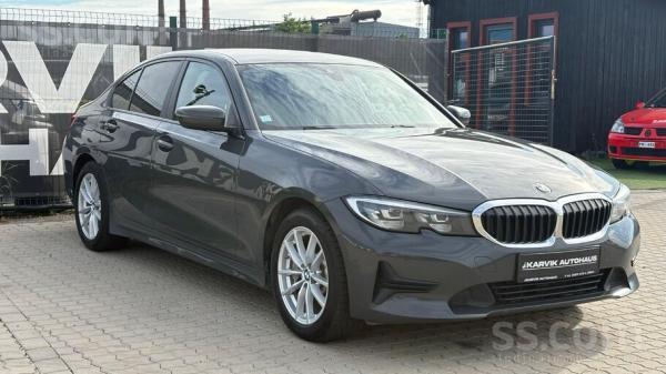 Grey BMW 330 2021 in Liepaja, with an engine capacity of 2.00 L and mileage of 163 thousand km for 22750 €, photo 2 on AUTOMOTO.COM.LV
