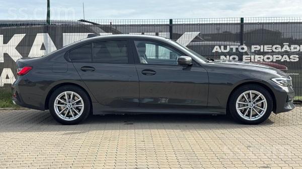 Grey BMW 330 2021 in Liepaja, with an engine capacity of 2.00 L and mileage of 163 thousand km for 22750 €, photo 3 on AUTOMOTO.COM.LV
