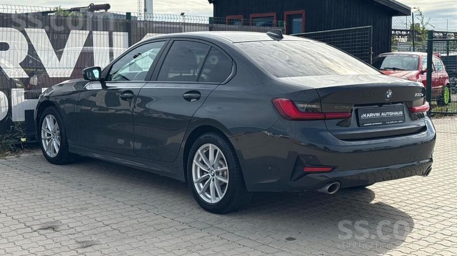 Grey BMW 330 2021 in Liepaja, with an engine capacity of 2.00 L and mileage of 163 thousand km for 22750 €, photo 7 on AUTOMOTO.COM.LV