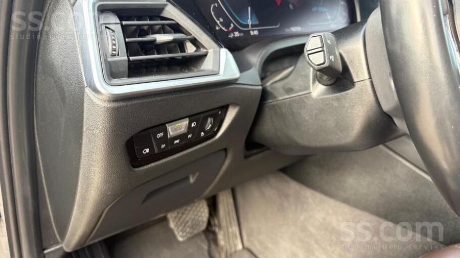 Grey BMW 330 2021 in Liepaja, with an engine capacity of 2.00 L and mileage of 163 thousand km for 22750 €, photo 15 on AUTOMOTO.COM.LV