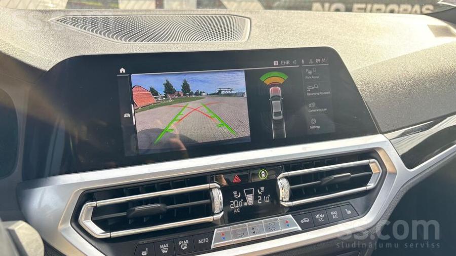 Grey BMW 330 2021 in Liepaja, with an engine capacity of 2.00 L and mileage of 163 thousand km for 22750 €, photo 21 on AUTOMOTO.COM.LV