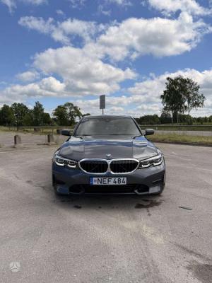 Grey BMW 330 2022 in Siauliai, with an engine capacity of 2.00 L and mileage of 67 thousand km for 24999 €, photo 6 on AUTOMOTO.COM.LV