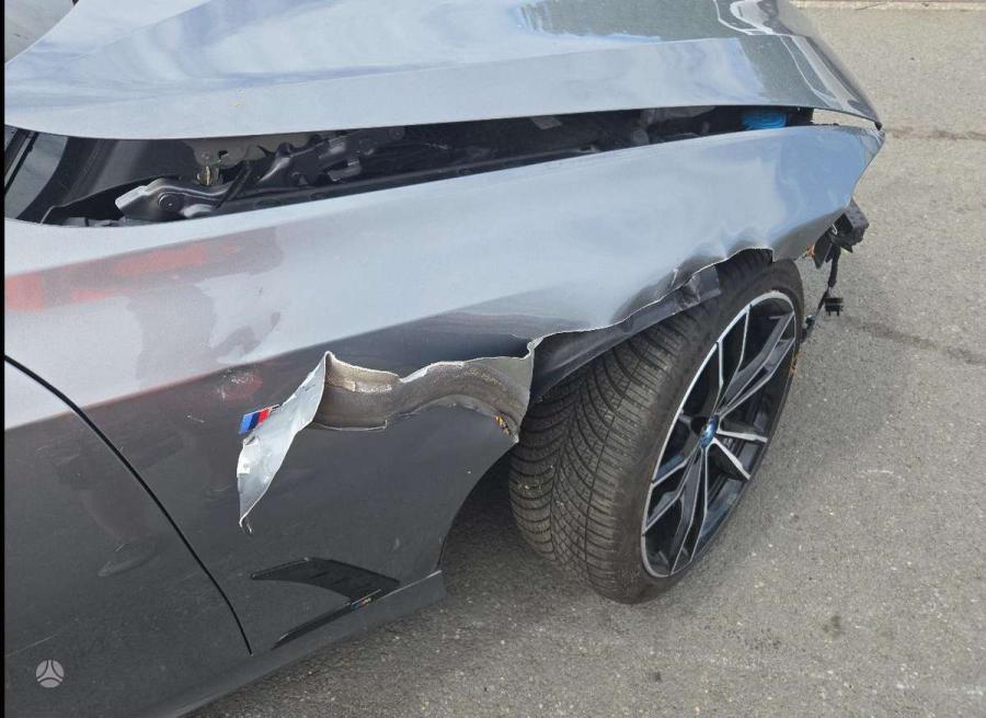 Pelēks BMW 330 2024 Klaipėda, ar dzinēja tilpumu 2.00 L un nobraukumu 9 tūkst. km par 13500 €, foto 9 vietnē AUTOMOTO.COM.LV