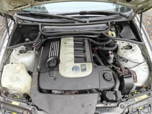 Pelēks BMW 330 2000 Rīga, ar dzinēja tilpumu 3.00 L un nobraukumu 302 tūkst. km par 2550 €, foto 13 vietnē AUTOMOTO.COM.LV