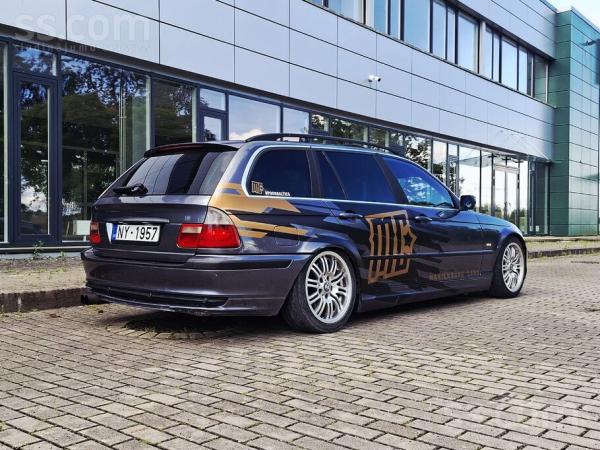 Pelēks BMW 330 2001 Tukums, ar dzinēja tilpumu 3.00 L un nobraukumu 333 tūkst. km par 2750 €, foto 7 vietnē AUTOMOTO.COM.LV