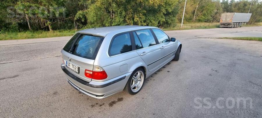 Grey BMW 330 2001 in Riga, with an engine capacity of 3.00 L and mileage of 338 thousand km for 3500 €, photo 4 on AUTOMOTO.COM.LV