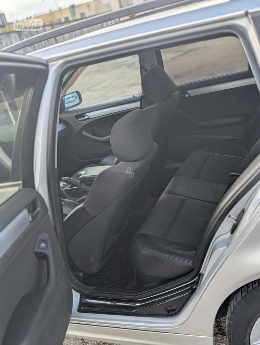 Pelēks BMW 330 2001 Panevēža, ar dzinēja tilpumu 2.90 L un nobraukumu 350 tūkst. km par 1950 €, foto 12 vietnē AUTOMOTO.COM.LV