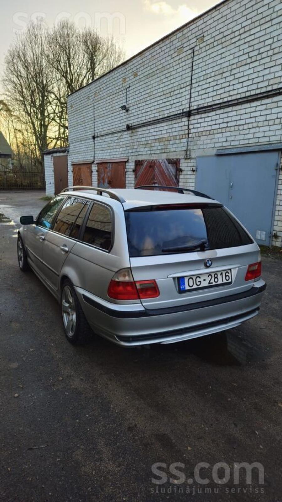 Grey BMW 330 2002 in Riga, with an engine capacity of 3.00 L and mileage of 408 thousand km for 2400 €, photo 2 on AUTOMOTO.COM.LV