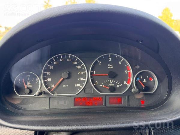 Pelēks BMW 330 2002 Valmiera, ar dzinēja tilpumu 3.00 L un nobraukumu 325 tūkst. km par 1600 €, foto 10 vietnē AUTOMOTO.COM.LV