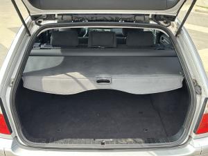 Pelēks BMW 330 2002 Jonava, ar dzinēja tilpumu 3.00 L un nobraukumu 288 tūkst. km par 2000 €, foto 7 vietnē AUTOMOTO.COM.LV