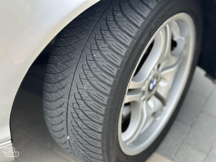 Pelēks BMW 330 2002 Jonava, ar dzinēja tilpumu 3.00 L un nobraukumu 288 tūkst. km par 2000 €, foto 18 vietnē AUTOMOTO.COM.LV