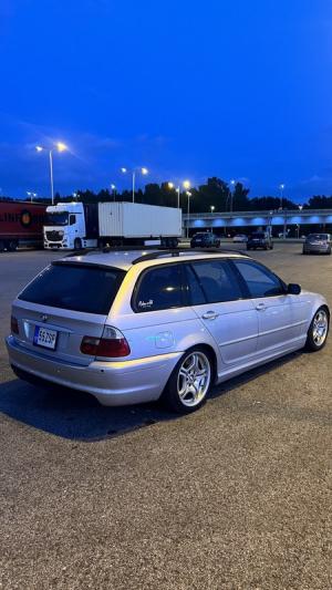 Pelēks BMW 330 2002 Tallina, ar dzinēja tilpumu 0.00 L un nobraukumu 387 tūkst. km par 3800 €, foto 13 vietnē AUTOMOTO.COM.LV