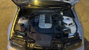 Pelēks BMW 330 2002 Tallina, ar dzinēja tilpumu 0.00 L un nobraukumu 387 tūkst. km par 3800 €, foto 17 vietnē AUTOMOTO.COM.LV