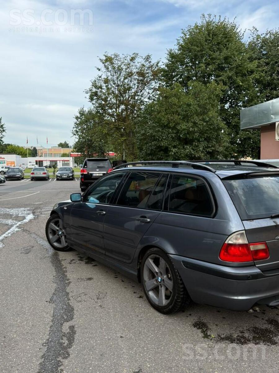 Pelēks BMW 330 2002 Rīga, ar dzinēja tilpumu 3.00 L un nobraukumu 413 tūkst. km par 2600 €, foto 4 vietnē AUTOMOTO.COM.LV