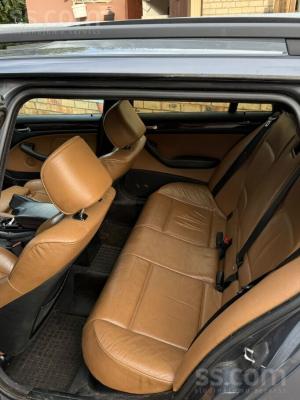 Pelēks BMW 330 2002 Rīga, ar dzinēja tilpumu 3.00 L un nobraukumu 413 tūkst. km par 2600 €, foto 7 vietnē AUTOMOTO.COM.LV