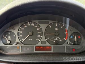 Pelēks BMW 330 2002 Liepāja, ar dzinēja tilpumu 3.00 L un nobraukumu 360 tūkst. km par 3100 €, foto 13 vietnē AUTOMOTO.COM.LV