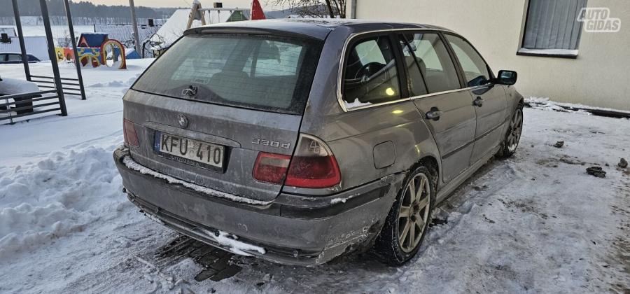 Grey BMW 330 2003 in Kaunas, with an engine capacity of 3.00 L and mileage of 377 thousand km for 2600 €, photo 3 on AUTOMOTO.COM.LV