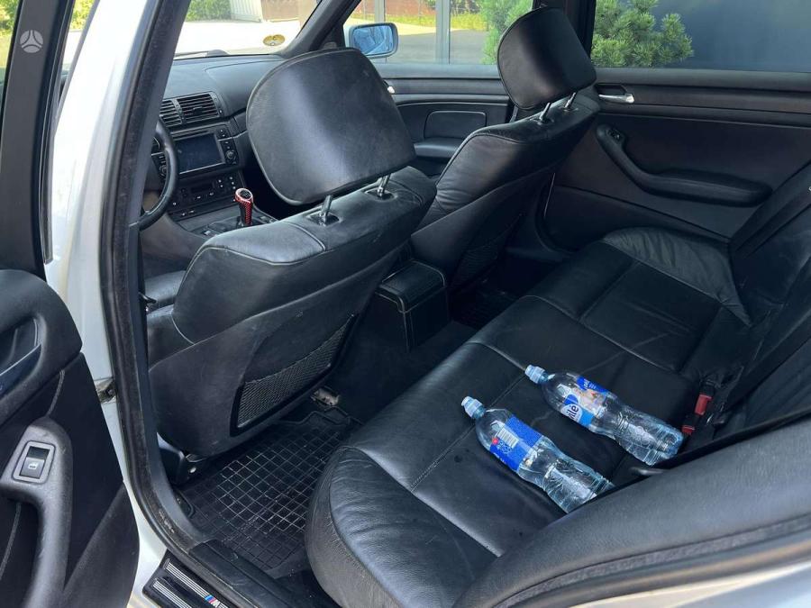 Pelēks BMW 330 2003 Kauņa, ar dzinēja tilpumu 2.99 L un nobraukumu 397 tūkst. km par 2250 €, foto 18 vietnē AUTOMOTO.COM.LV