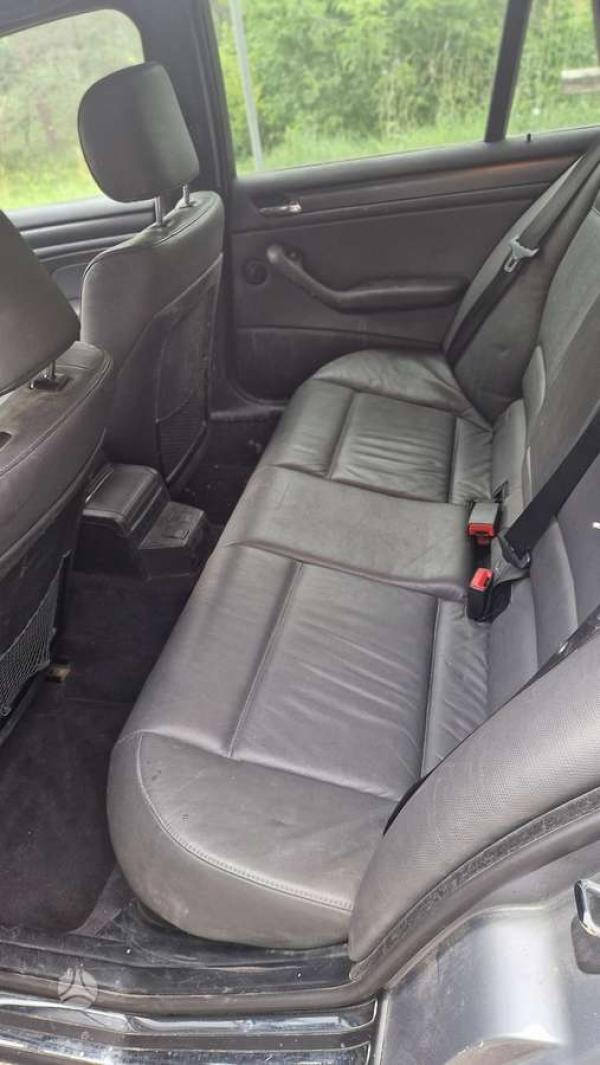 Pelēks BMW 330 2003 Druskininkai, ar dzinēja tilpumu 2.99 L un nobraukumu 354 tūkst. km par 2000 €, foto 7 vietnē AUTOMOTO.COM.LV