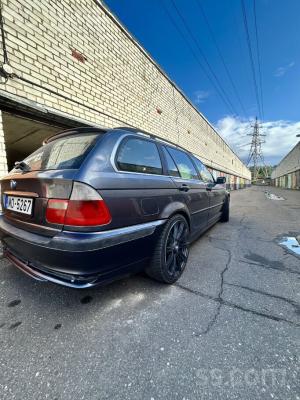 Grey BMW 330 2003 in Riga, with an engine capacity of 3.00 L and mileage of 489 thousand km for 2300 €, photo 6 on AUTOMOTO.COM.LV