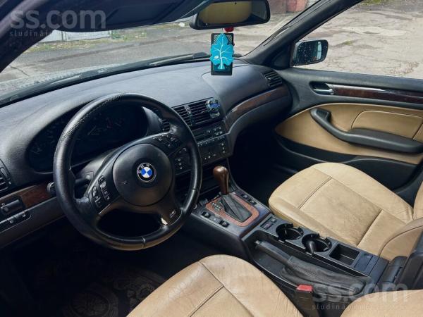 Grey BMW 330 2003 in Riga, with an engine capacity of 3.00 L and mileage of 489 thousand km for 2300 €, photo 9 on AUTOMOTO.COM.LV