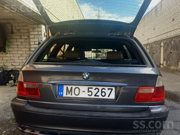 Grey BMW 330 2003 in Riga, with an engine capacity of 3.00 L and mileage of 489 thousand km for 2300 €, photo 7 on AUTOMOTO.COM.LV