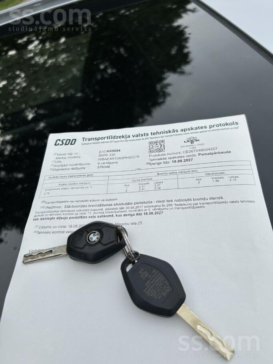 Серый БМВ 330 2003 в Валмиера, объемом двигателя 3.00 л и пробегом 376 тыс. км за 3750 €, фото 10 на AUTOMOTO.COM.LV