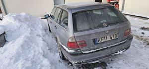 Grey BMW 330 2004 in Zarasai, with an engine capacity of 2.99 L and mileage of 377 thousand km for 2500 €, photo 5 on AUTOMOTO.COM.LV