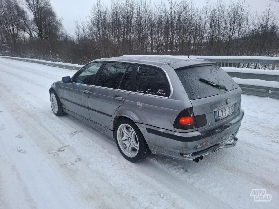 Grey BMW 330 2004 in Vilnius, with an engine capacity of 3.00 L and mileage of 343 thousand km for 1250 €, photo 4 on AUTOMOTO.COM.LV