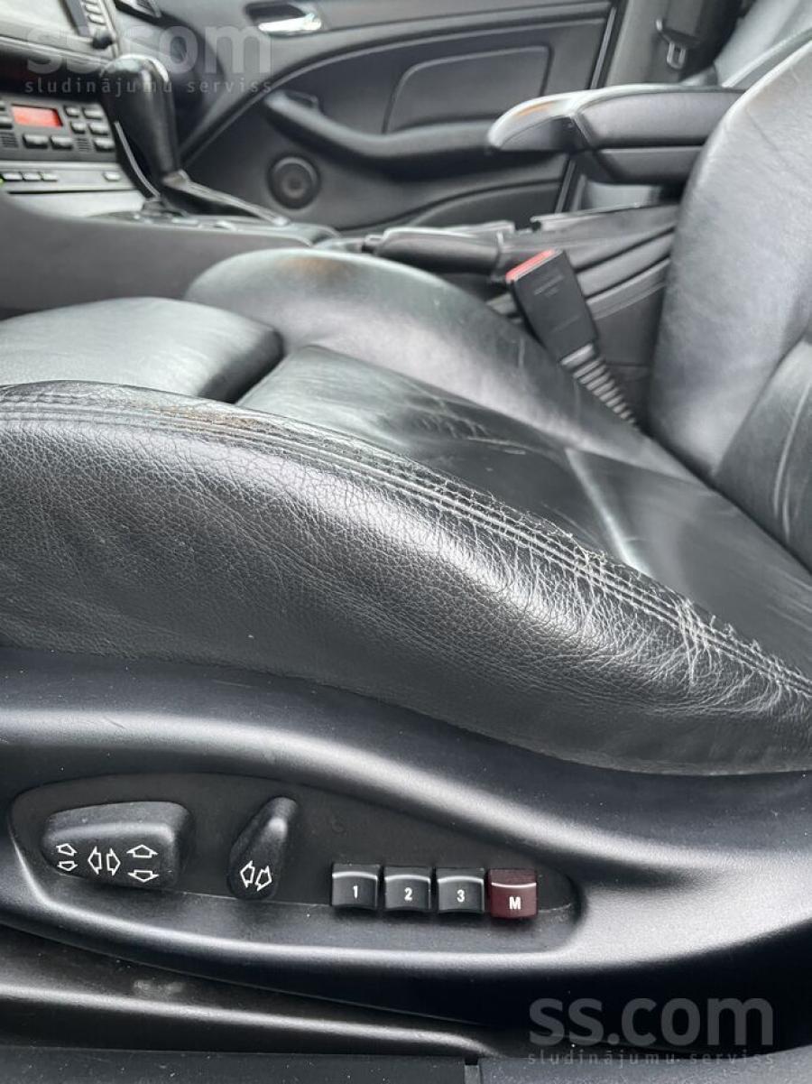 Pelēks BMW 330 2004 Liepāja, ar dzinēja tilpumu 3.00 L un nobraukumu 350 tūkst. km par 3850 €, foto 12 vietnē AUTOMOTO.COM.LV