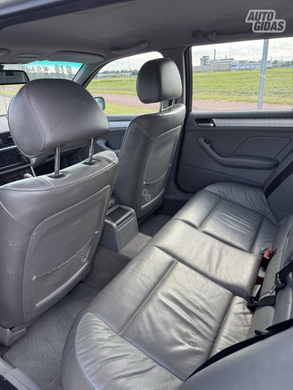 Grey BMW 330 2004 in Kaunas, with an engine capacity of 3.00 L and mileage of 399 thousand km for 1950 €, photo 8 on AUTOMOTO.COM.LV