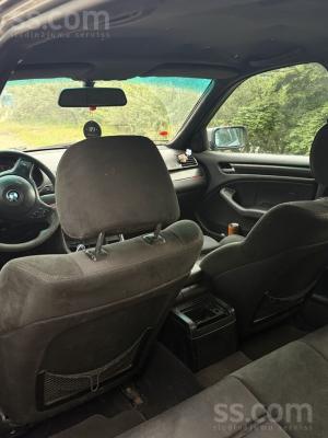 Pelēks BMW 330 2005 Rīga, ar dzinēja tilpumu 3.00 L un nobraukumu 427 tūkst. km par 2100 €, foto 5 vietnē AUTOMOTO.COM.LV