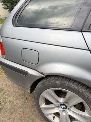 Pelēks BMW 330 2005 Rīga, ar dzinēja tilpumu 3.00 L un nobraukumu 427 tūkst. km par 2100 €, foto 14 vietnē AUTOMOTO.COM.LV