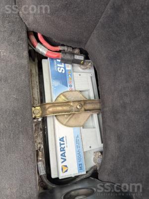 Pelēks BMW 330 2005 Rīga, ar dzinēja tilpumu 3.00 L un nobraukumu 427 tūkst. km par 2100 €, foto 16 vietnē AUTOMOTO.COM.LV
