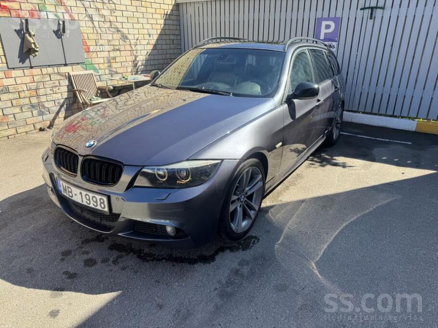 Pelēks BMW 330 2006 Jūrmala, ar dzinēja tilpumu 3.00 L un nobraukumu 385 tūkst. km par 6895 €, foto 3 vietnē AUTOMOTO.COM.LV