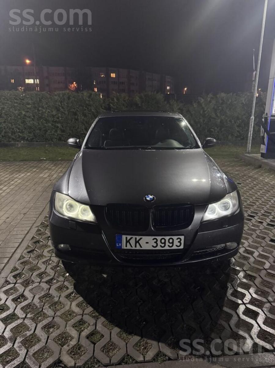 Grey BMW 330 2006 in Jurmala, with an engine capacity of 3.00 L and mileage of 322 thousand km for 4600 €, photo 1 on AUTOMOTO.COM.LV