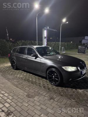 Grey BMW 330 2006 in Jurmala, with an engine capacity of 3.00 L and mileage of 322 thousand km for 4600 €, photo 6 on AUTOMOTO.COM.LV