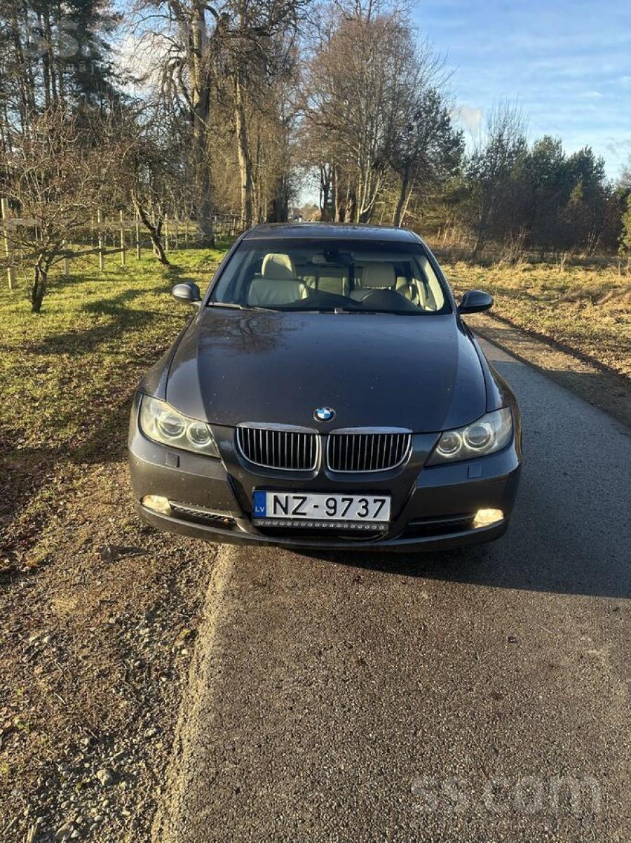 Pelēks BMW 330 2006 Liepāja, ar dzinēja tilpumu 3.00 L un nobraukumu 372 tūkst. km par 4200 €, foto 1 vietnē AUTOMOTO.COM.LV