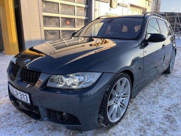 Pelēks BMW 330 2006 Alīta, ar dzinēja tilpumu 2.99 L un nobraukumu 340 tūkst. km par 3850 €, foto 3 vietnē AUTOMOTO.COM.LV