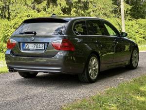 Grey BMW 330 2006 in Talsi, with an engine capacity of 3.00 L and mileage of 304 thousand km for 4770 €, photo 5 on AUTOMOTO.COM.LV
