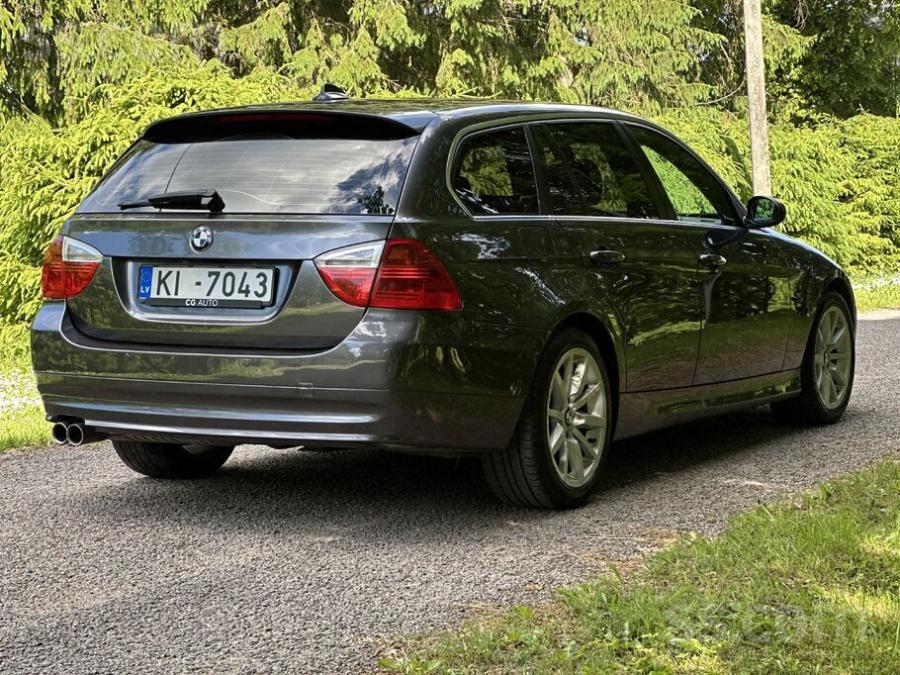 Grey BMW 330 2006 in Talsi, with an engine capacity of 3.00 L and mileage of 304 thousand km for 4770 €, photo 5 on AUTOMOTO.COM.LV