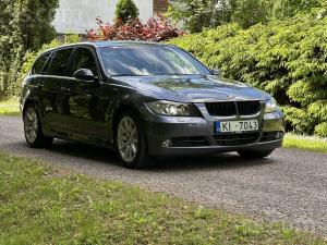 Grey BMW 330 2006 in Talsi, with an engine capacity of 3.00 L and mileage of 304 thousand km for 4770 €, photo 6 on AUTOMOTO.COM.LV